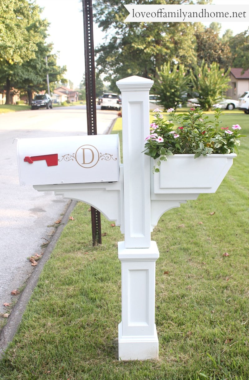 6 DIY Mailboxes to Inspire your Creativity